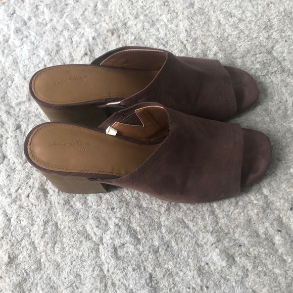 Universal Thread | Shoes | Brown Open Toed Mules | Poshmark